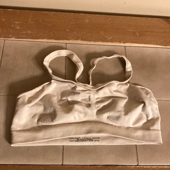 barely there | Intimates & Sleepwear | Barely There Bra S | Poshmark